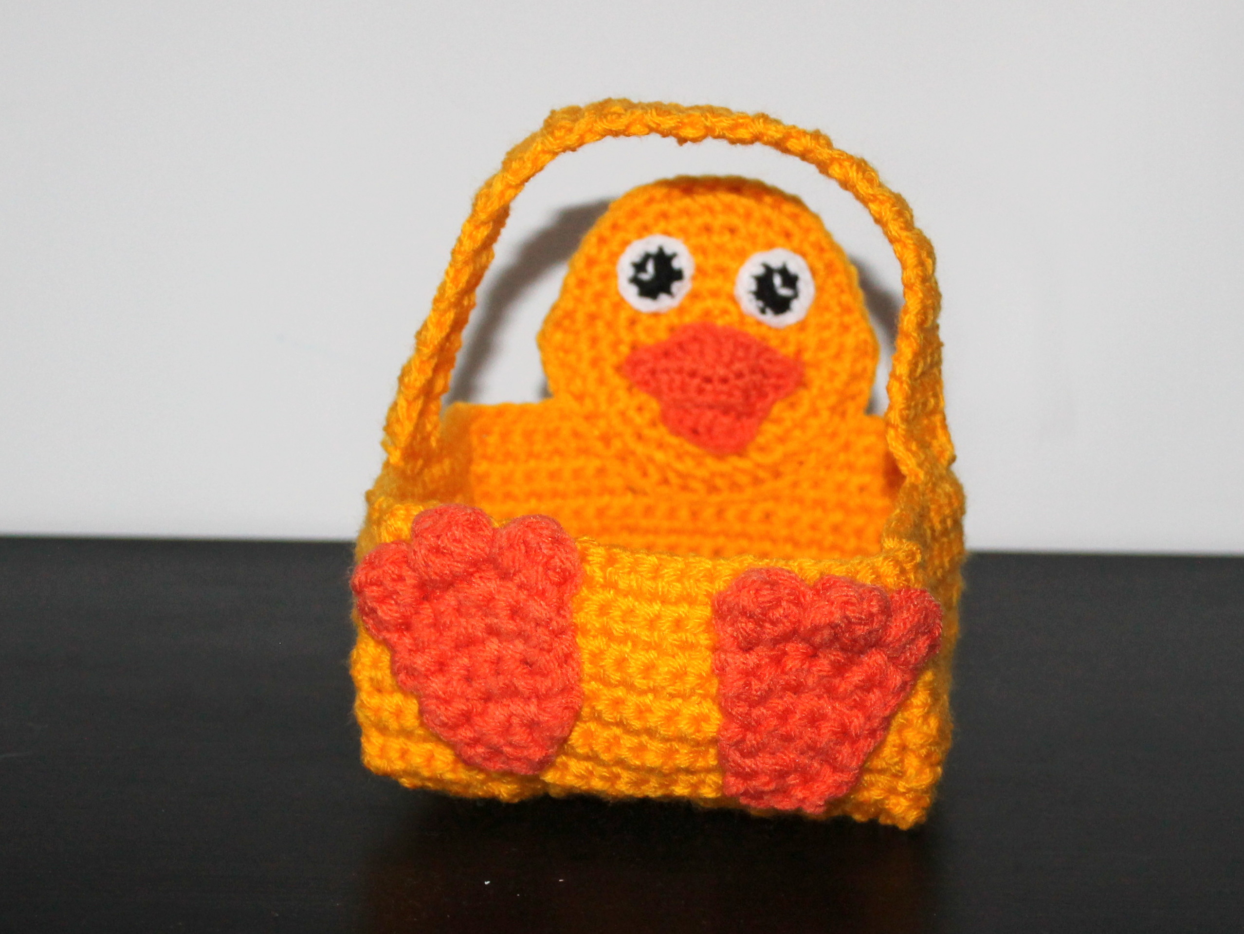 crochet pattern chick basket