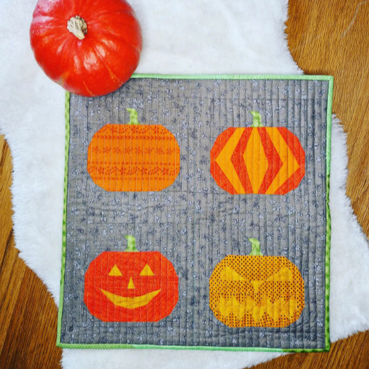 Pumpkin Variety: 4 pumpkins & 5 stems = 20 options (FPP)